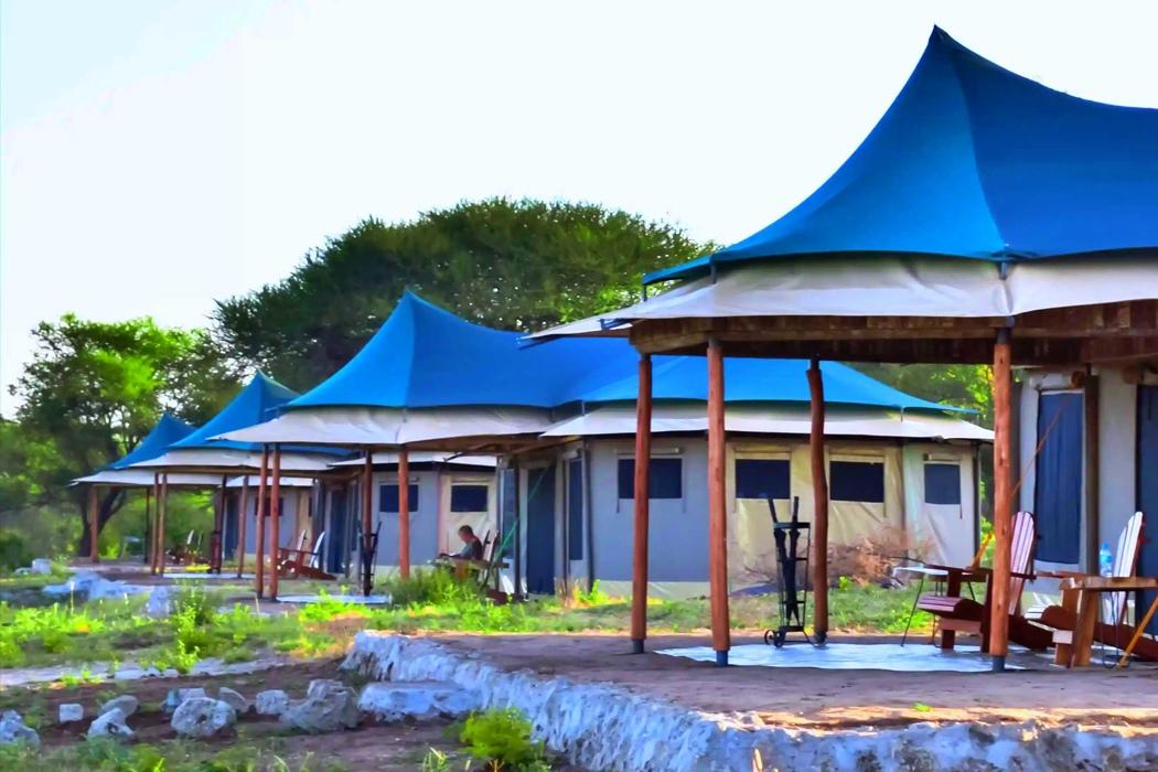 Korongo Luxury Camp - Gundua Africa Adventure